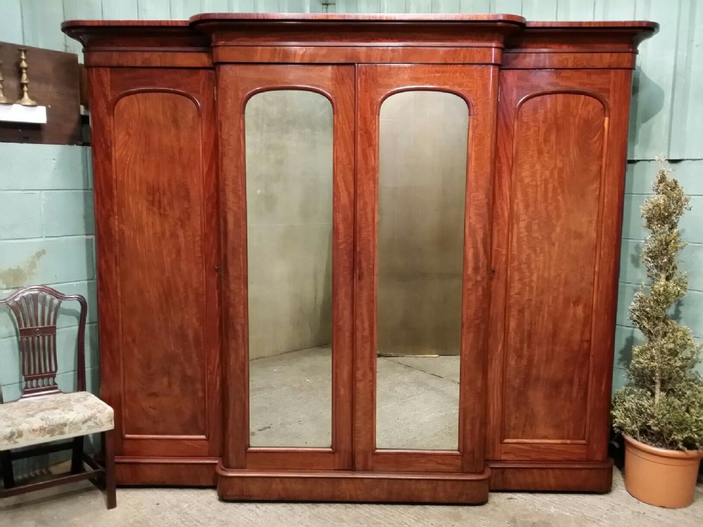 Antique Victorian Mahogany Breakfront Wardrobe Compactum C1880 365212 www stleforgeantiques